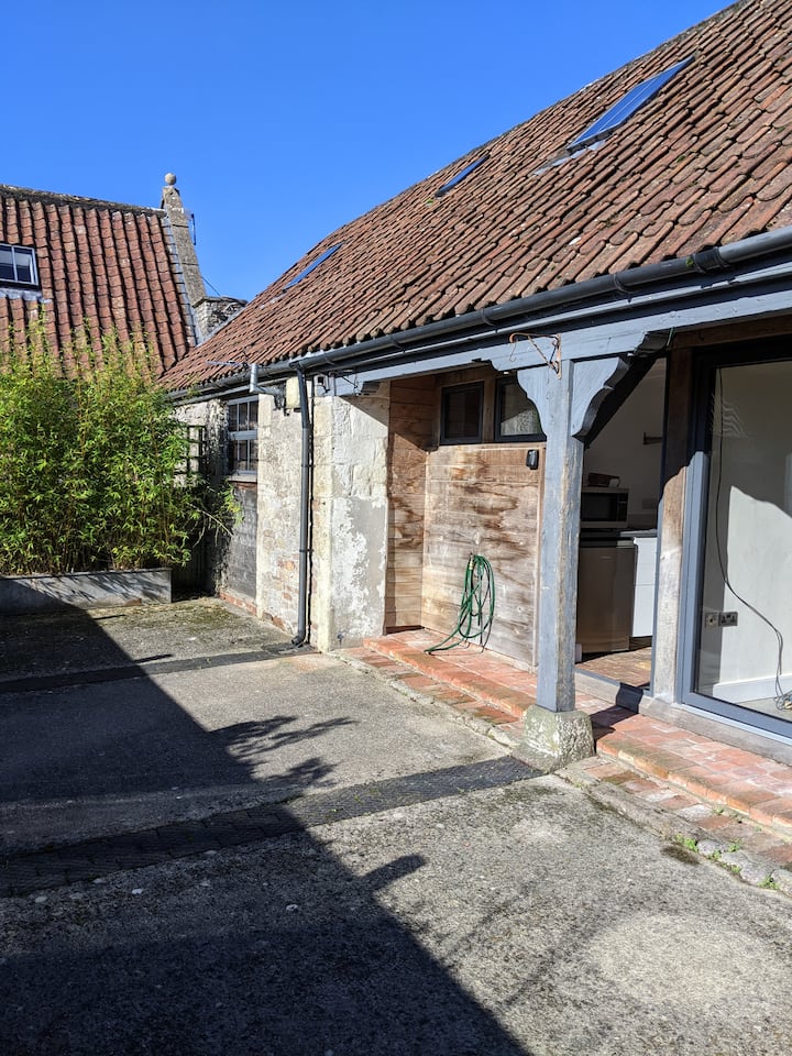1 The Yard - Clevedon, UK