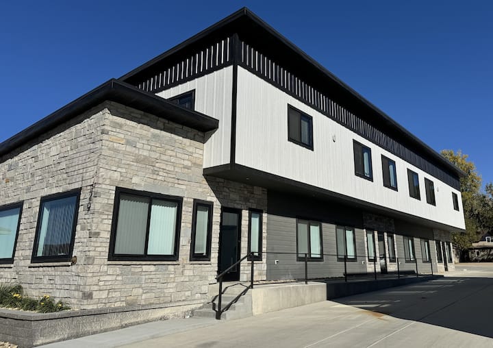 South Main Suites D- The Library - Brookings, SD