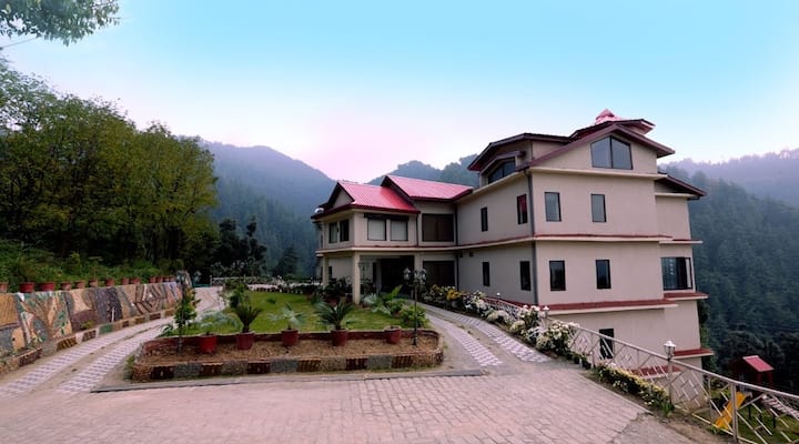 Unique Resort In Shimla - Shimla