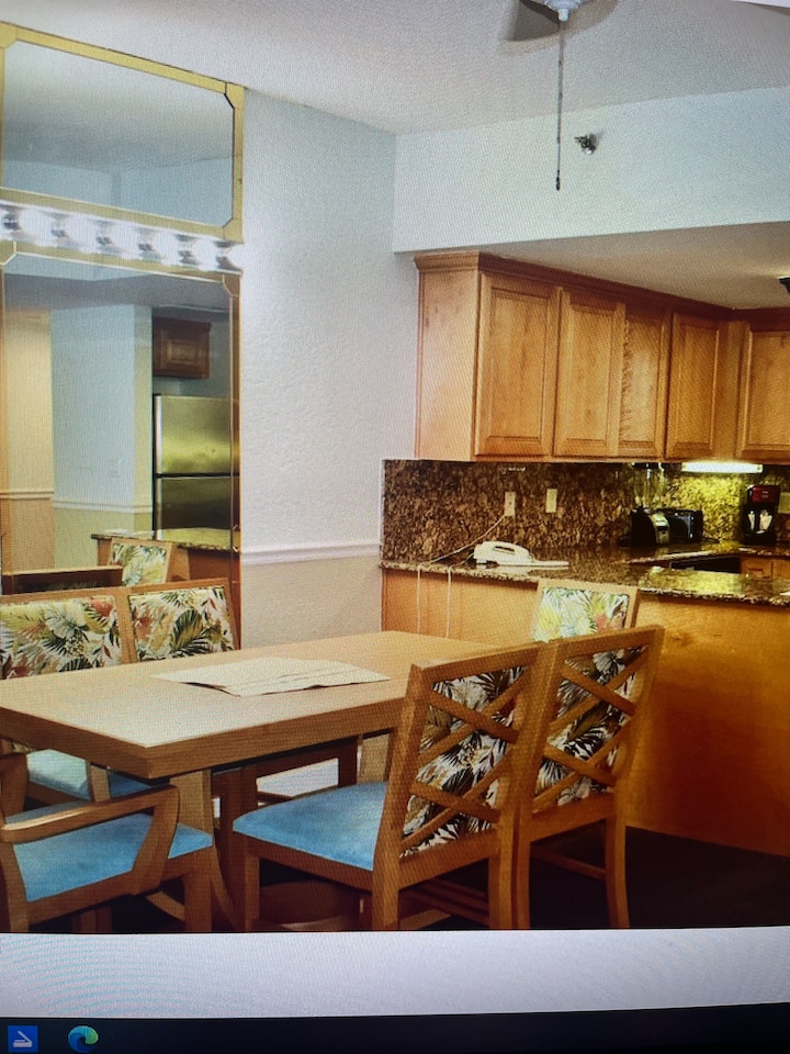 Studio With Ocean Views - Pompano Beach, FL