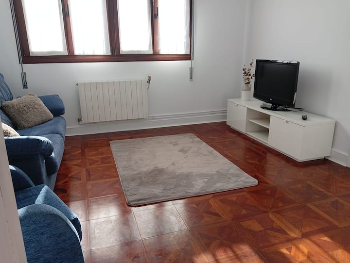 Centrico, 3 Hab, Salón, Cocina Y Baño. - Bilbao