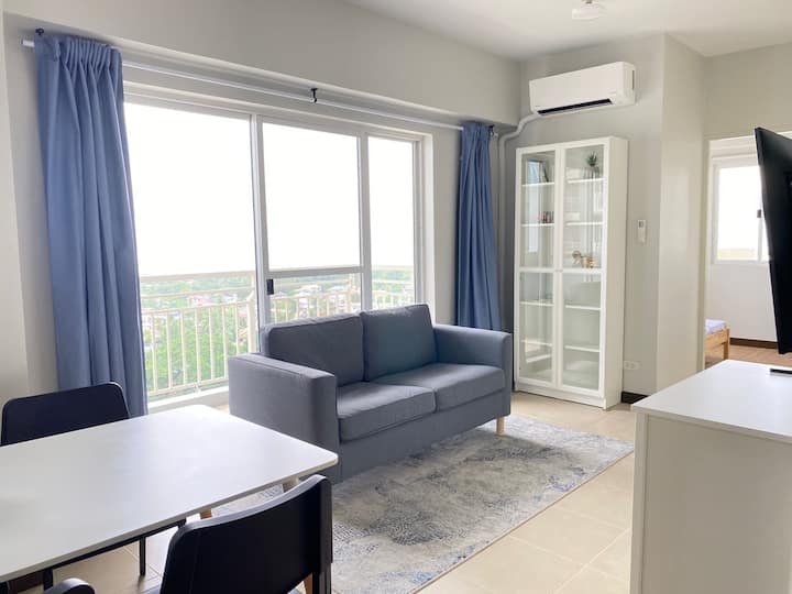 Scandinavian Style,corner Unit, 2br, 2balcony, 12f - Philippines