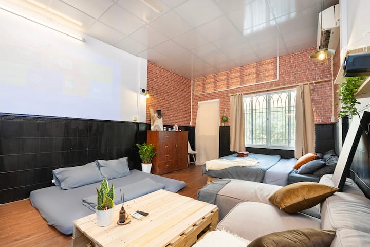 Spacious Centre Apt W/5min To Ben Thanh Market - Ho Chi Minh City