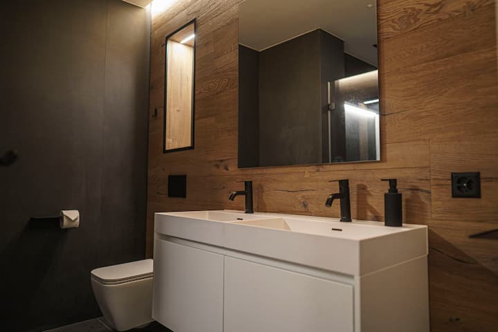 Laax Modern Retreat W/ Balcony - Laax