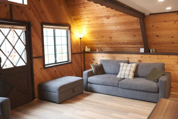 Rustic, Cozy, A-frame Cabin! - Pine, AZ
