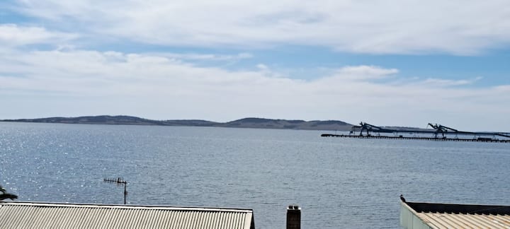 Island Views - Boston (Australia)
