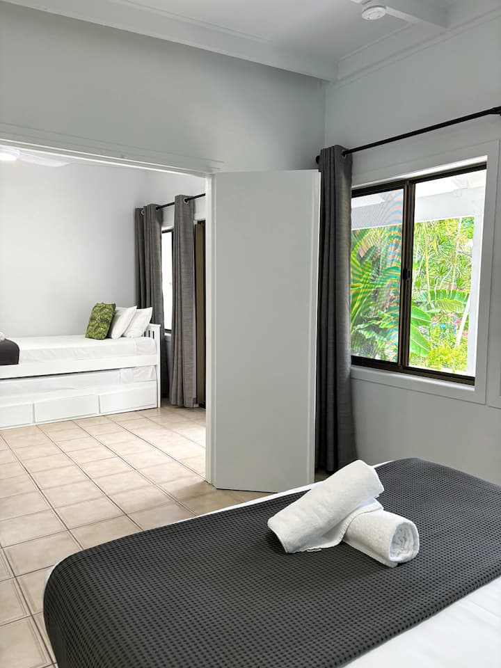 Island Getaway At Amaroo - Townsville