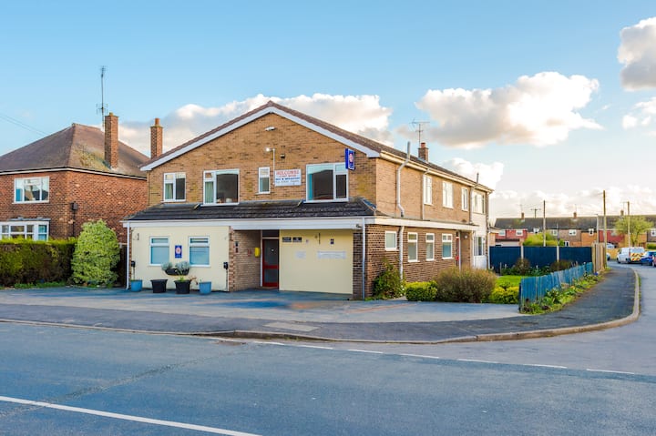 Guest House Experience, Private Use, Sleeps 19 - Lincolnshire