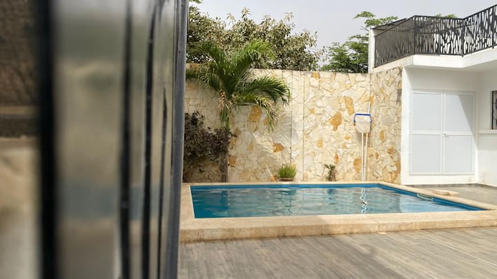 La Casa Está Muy Bien Ubicada 5mn De La Playa - Senegal