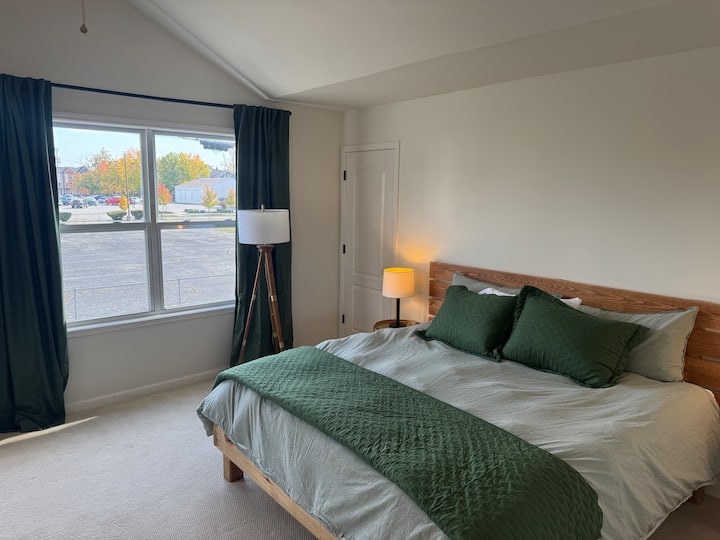 Quiet, Cozy Downtown Guest House - Christian Park Indianapolis