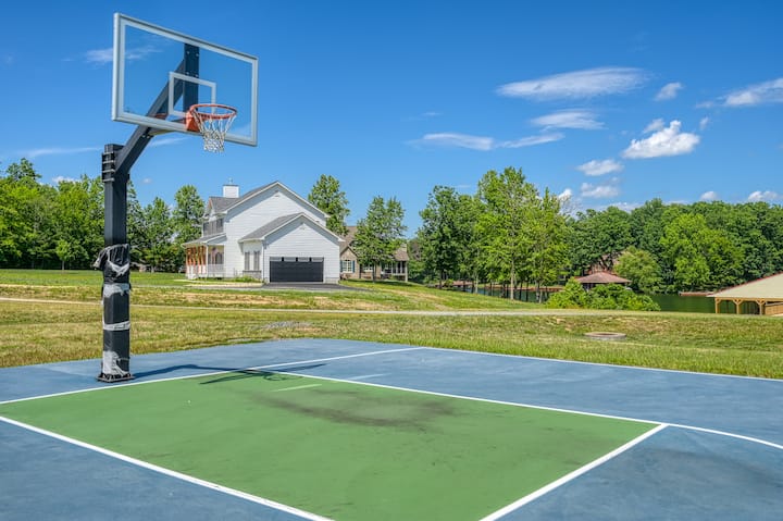 New 4br Lakefront Lake Anna|private Side|amenities - Lake Anna, VA