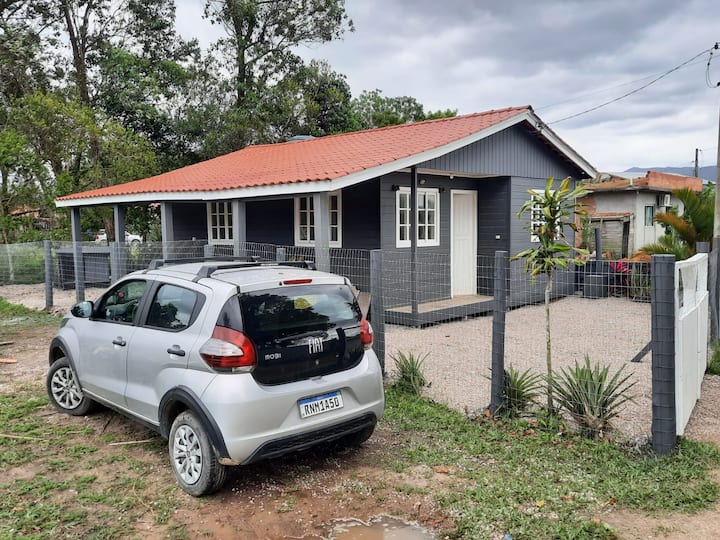 Lindo Chalé Atrás Da Surfland - Garopaba
