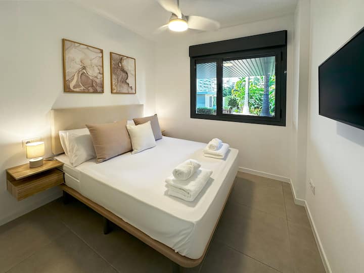 Newly Renovated 2 Bedroom, Ground Floor Apartment - Villajoyosa