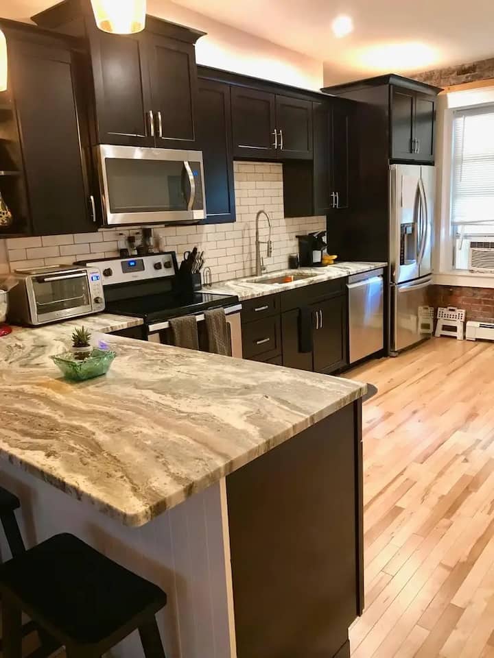 Single Room Downtown Biddeford - Saco, ME