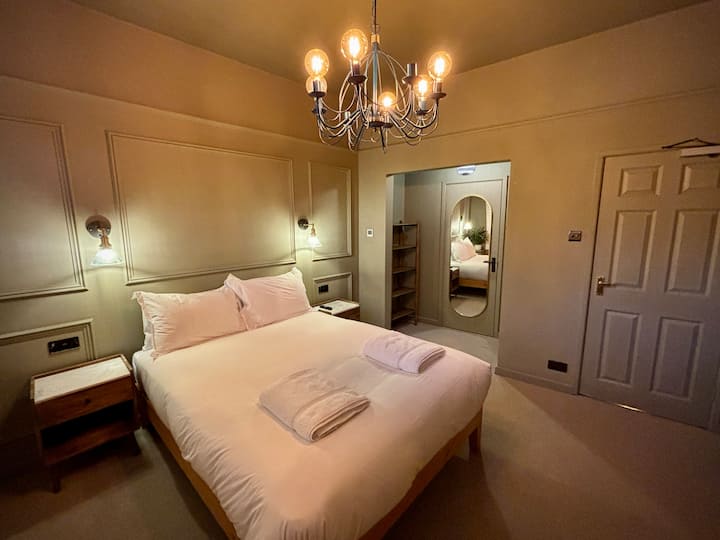 Rooms At The Quayside - Room 1 - Poole