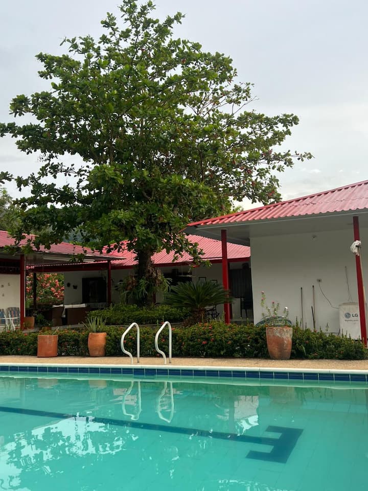 Finca El Milagro Melgar - Melgar