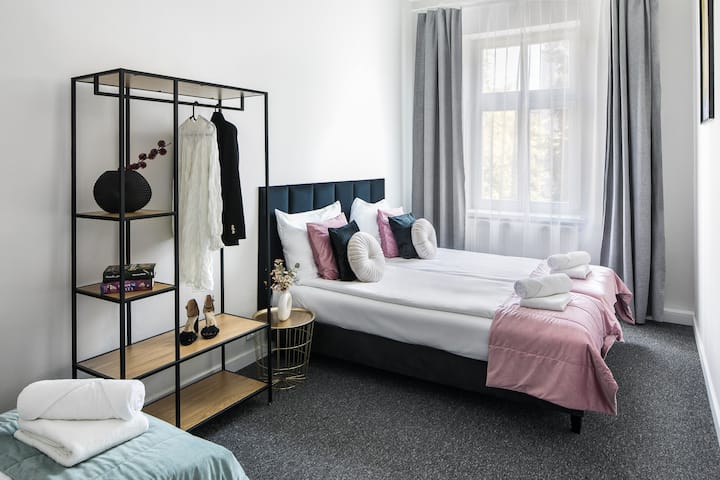 Ga Apartments - Three Bedrooms - Krakow