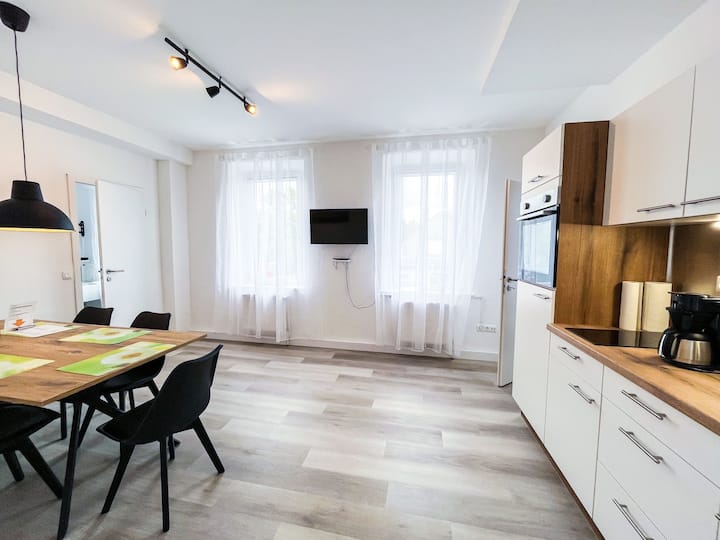 Komfortwohnung Für 5 Mit 2 Bädern En Suite - Augsbourg