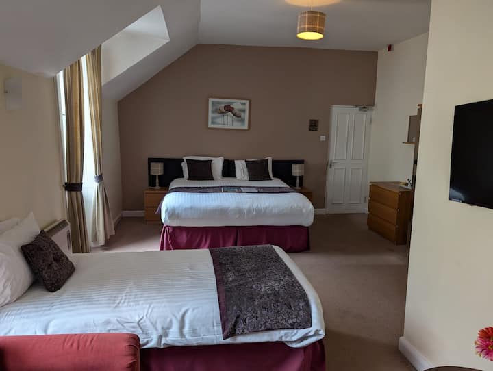 Gordon Arms Hotel Room 3 - Peebles