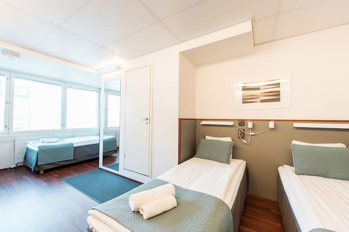 Triple Room In Kamppi Helsinki - Helsinki