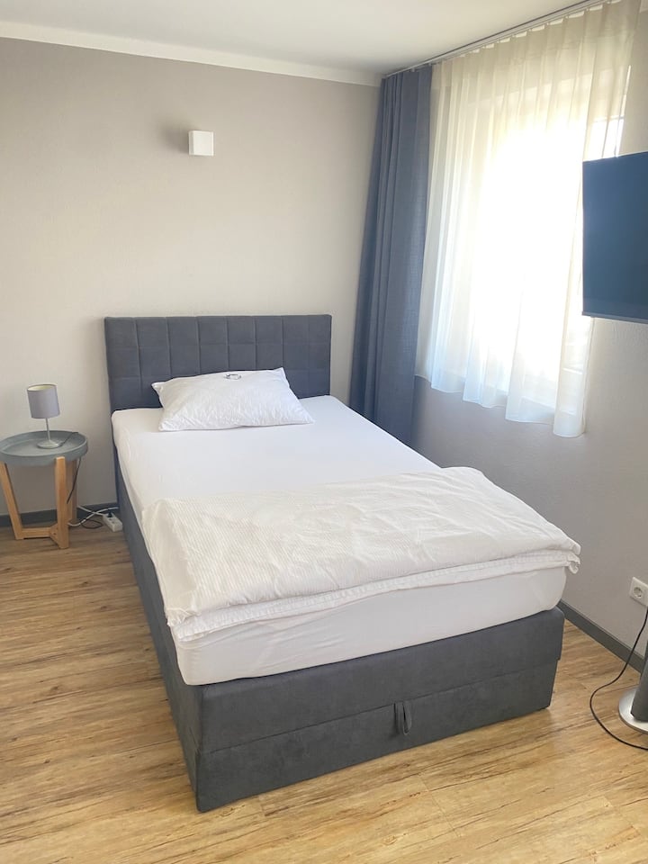 Motel Q - Ez 003 Mit Küche Und Bad - Dingolfing