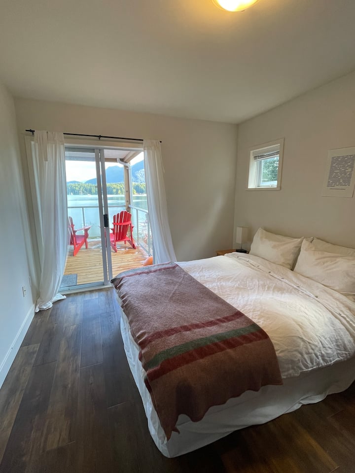 Tofino Waterfront Condo - Tofino