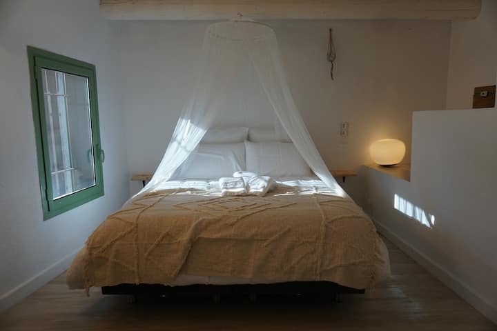 La Villa Astra - Domaine à Grans 4 à 12 Pers - Salon-de-Provence