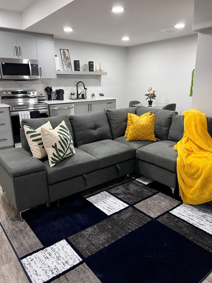 Charming Suite In West Edmonton - Edmonton