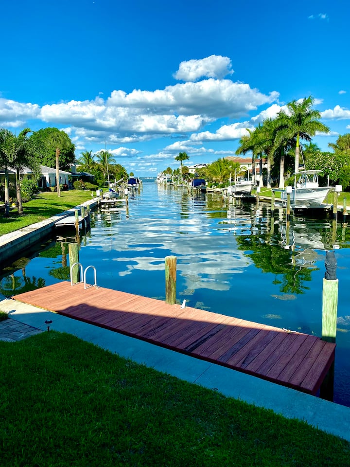 Longboat Key Waterfront Paradise On Canal - Longboat Key, FL