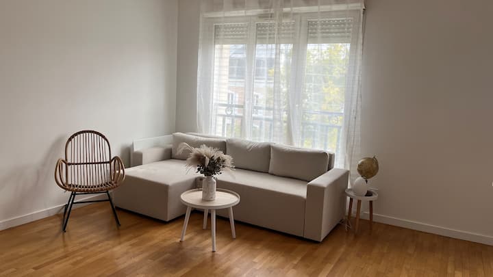 Luxury Apartment - Nanterre