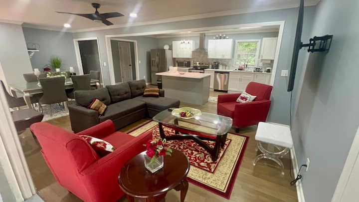 The Cozy Guesthouse - Riverdale, GA