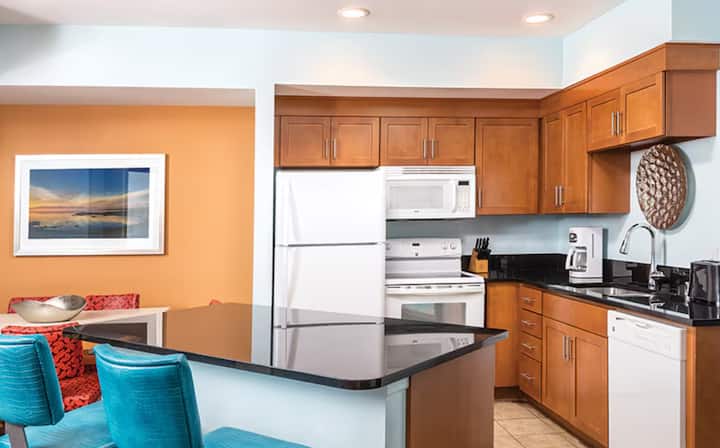 Sleeps 8 People: 3 Bedroom Suite Wyndham Indio - Indio, CA