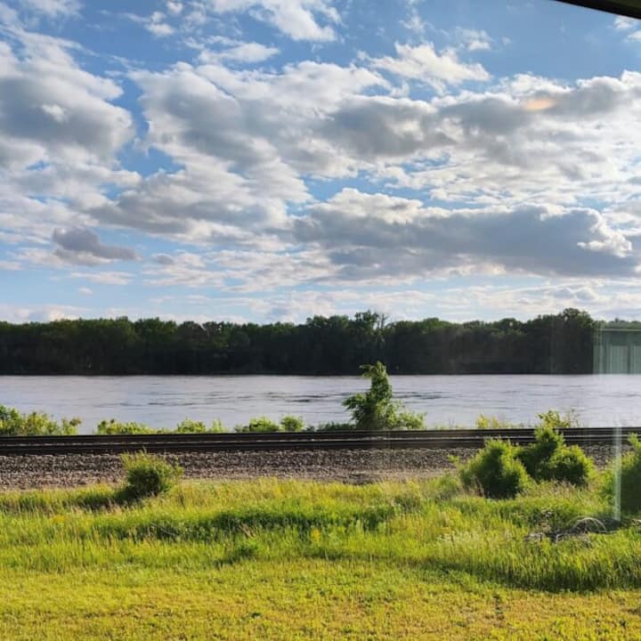 River Views And Fully Furnished. - Winona, MN