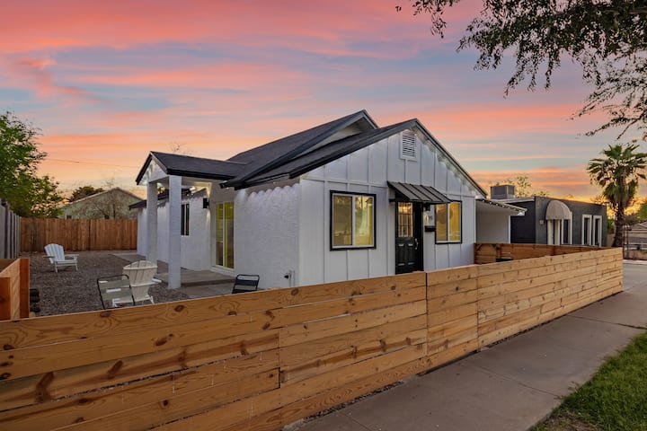 Downtown Gilbert Cottage - Chandler, AZ