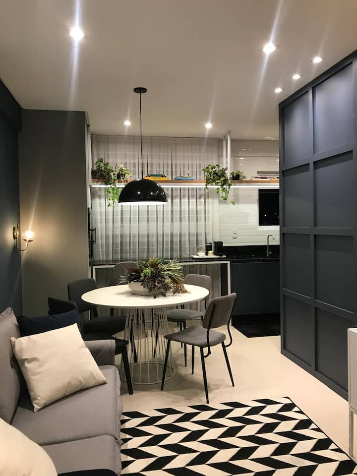 Apartamento  Decorado A 5min Da Praia - 