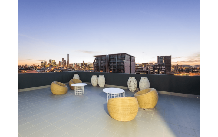 Two-bedroom Unit In Newstead - Brisbane