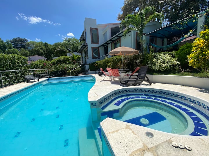 Casa 41 Descanso Con Wifi Y Piscina En Ricaurte - Ricaurte