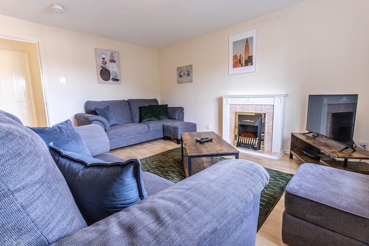 Thorley*north Swindon*sleeps 4*2 Bedrooms*parking - Swindon
