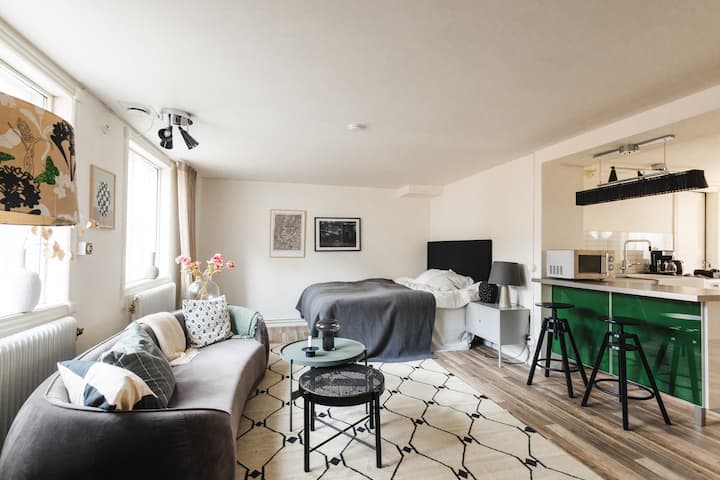 Charming Studio In Historical Building - Gothenburg