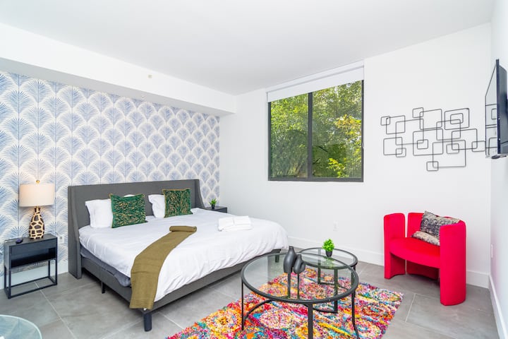 Stylish 1br Suite Walk To Marlins Park & Brickell - Miami
