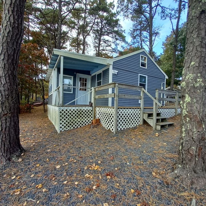 Premiere Waterfront Cabin 1 Bedroom Loft - Sandwich, MA