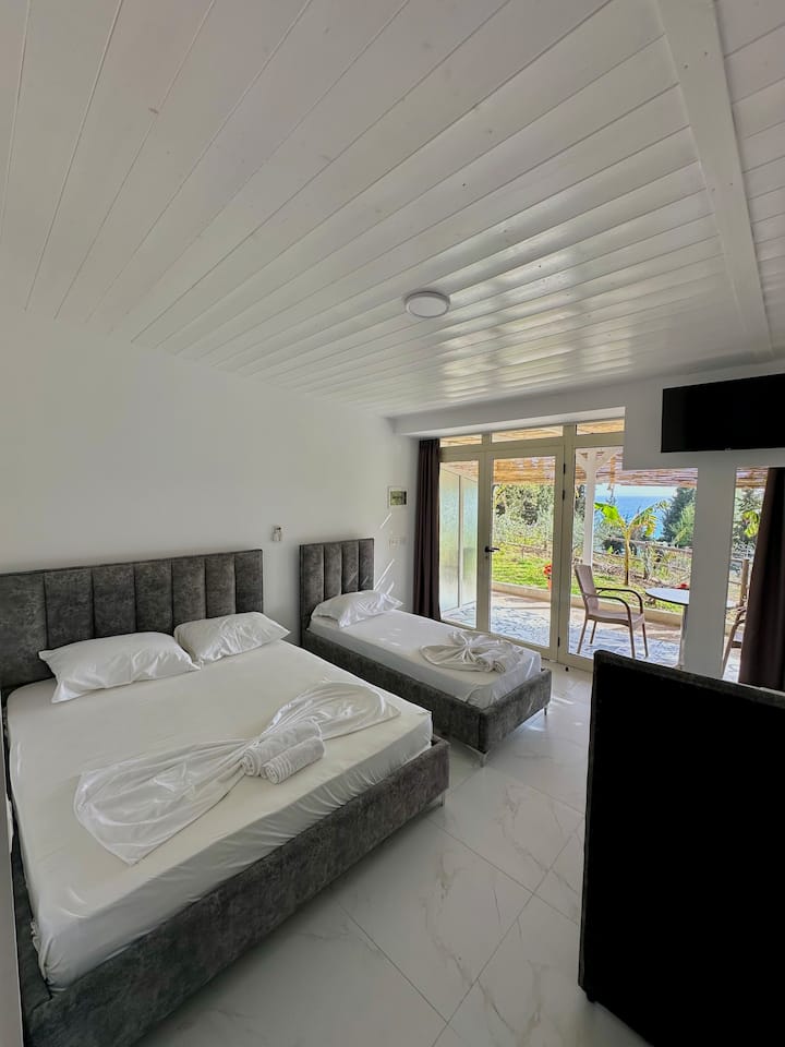 Essos Standard Room 7 (4 People) - Dhërmi