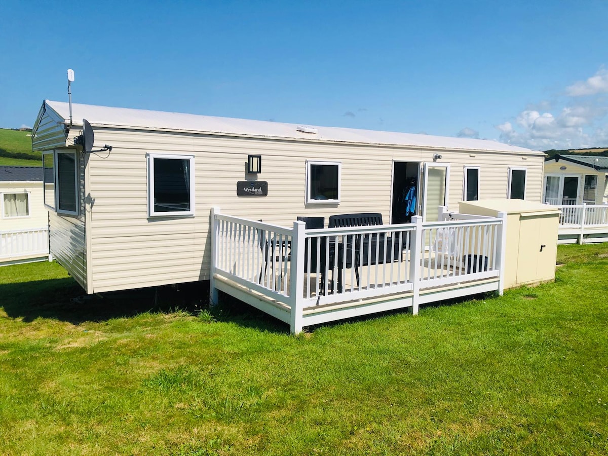 Newquay Bay Resort Porth Caravan - Campers/RVs for Rent in Porth ...