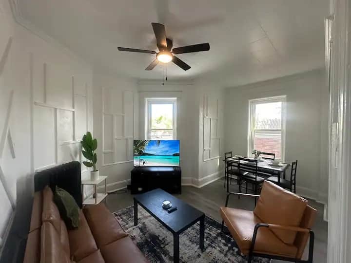 Budget Friendly! 5 Min To Proctors | 1 Bedroom U4 - Clifton Park, NY