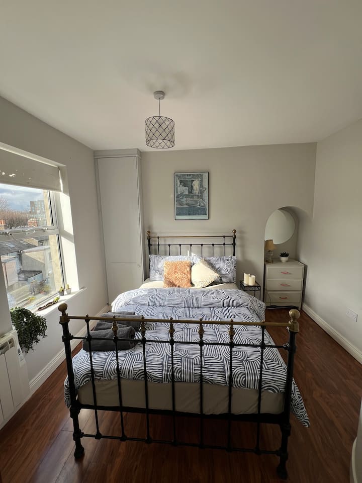 Charming City Centre Hideaway - Dublin Airport (DUB)