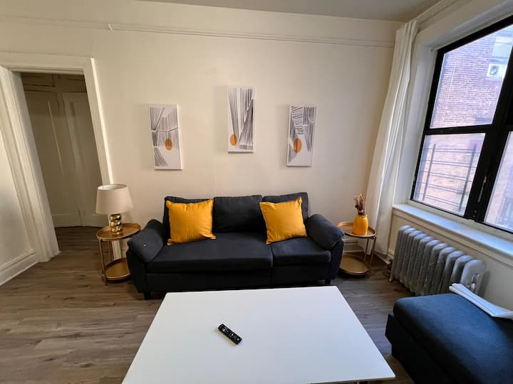Sunny And Spacious Two Bedroom - The Bronx, NY