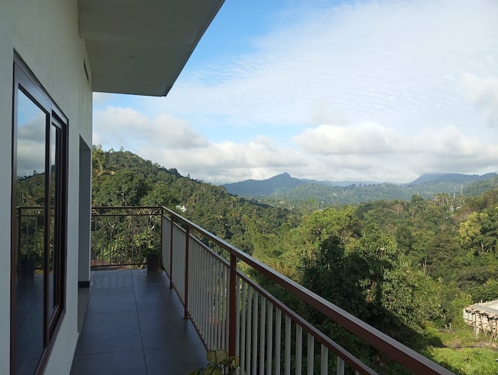 Amazing View 4bhk Munnar - Munnar