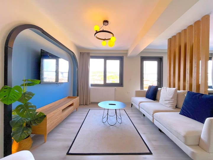 Heavenly Seaview From Bosphorus In Ortakoy - Beykoz