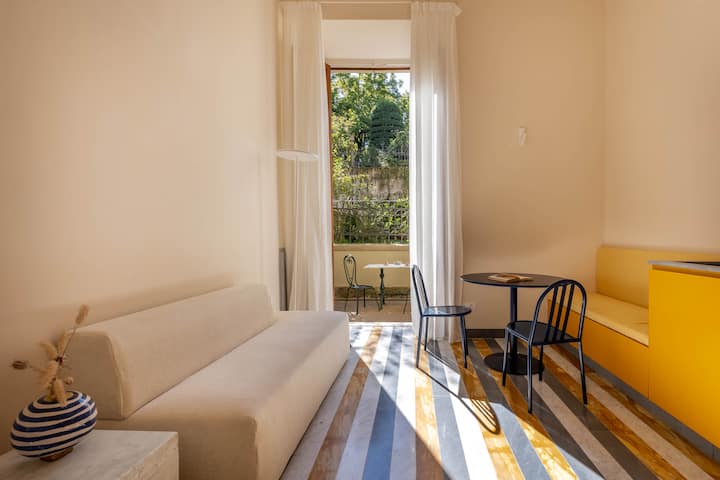 Apartment By A Renowned Architect - Florence