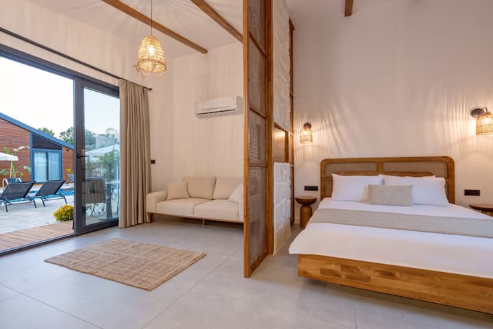 Junior Suite With Pool View In Karaöz | Kilidonia - Kumluca